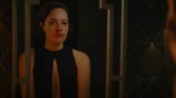 Fleabag (played by Phoebe Waller-Bridge) outfits on Fleabag