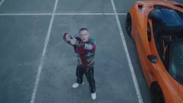 ARRDEE X @BugzyMalone - ONE DIRECTION (OFFICIAL VIDEO): Clothes ...