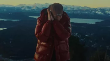 DUKI - TROYA (Video Oficial): Ropa, Moda, Marca, Look y Estilo | Spotern