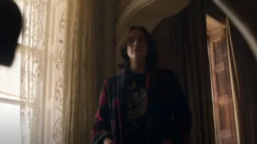 Alison Cooper (played by Charlotte Ritchie) outfits on Ghosts