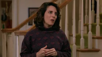 Susan Bennett (played by Alanna Ubach) outfits on ted