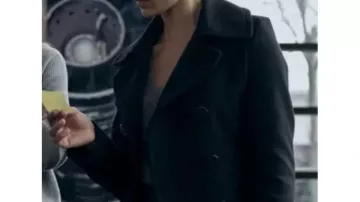 Frances Neagley (played by Maria Sten) outfits on Reacher - Prime Premiere