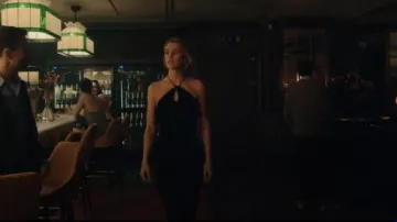 Princess Rosanne (played by Gaia Weiss) outfits on The Gentlemen