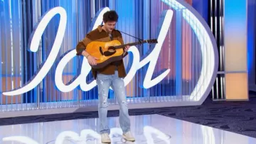 American Idol: Clothes, Outfits, Brands, Style and Looks | Spotern