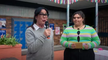 Collusion Knit­ted Cut out Crop Top worn by Zoe (Kartanya Maynard) as ...