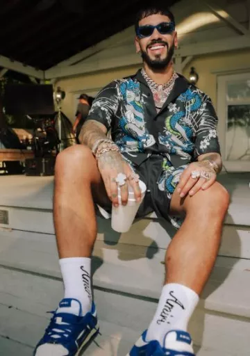 Instagram anuel: Clothes, Outfits, Brands, Style and Looks | Spotern