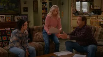 The Conners: Clothes, Outfits, Brands, Style and Looks | Spotern
