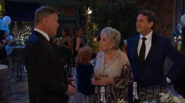 Chico's Travelers Collection Embroidered Topper worn by Susan Seaforth ...