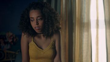 Valerie Brown (played by Hayley Law) outfits on Riverdale