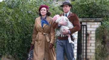 The bomber jacket in suede Max Vatan (Brad Pitt) in Allies | Spotern