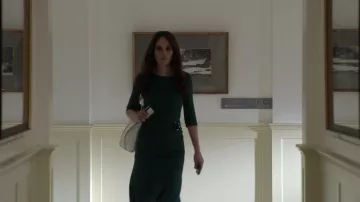 Letty Raines (played by Michelle Dockery) outfits on Good Behavior