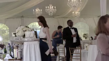 Letty Raines (played by Michelle Dockery) outfits on Good Behavior