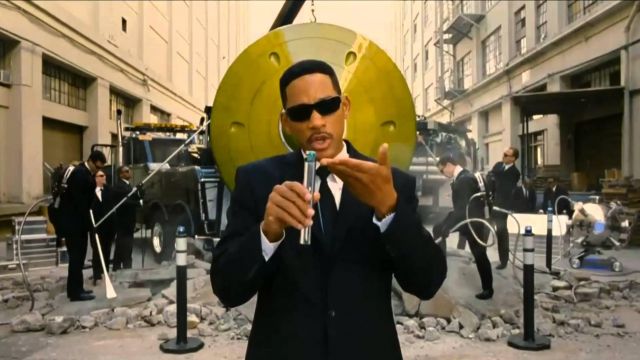 Le neuralizer de l'Agent J (Will Smith) dans Men In Black | Spotern