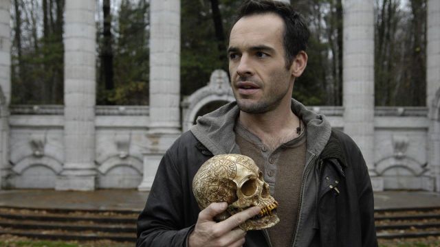 Bob's skull replica in The Dresden Files | Spotern