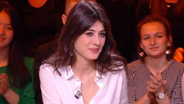 The shirt collar embroidered with The Mont in Paris by Sandrine ...