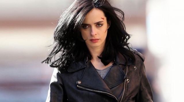The leather jacket of Krysten Ritter in Jessica Jones | Spotern