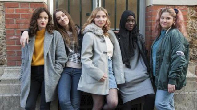 La veste de Manon (Marilyn Lima) dans Skam France | Spotern