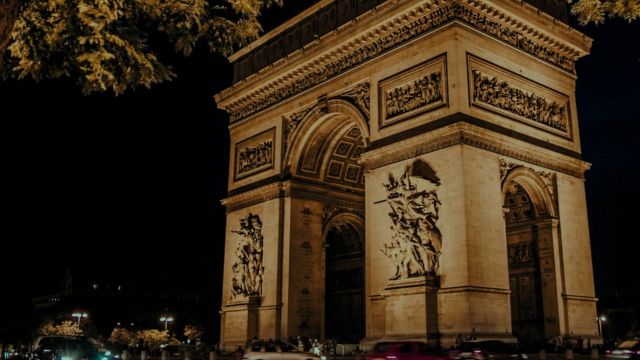 The Arc de Triomphe in Paris in the film Fifty Shades Lighter | Spotern
