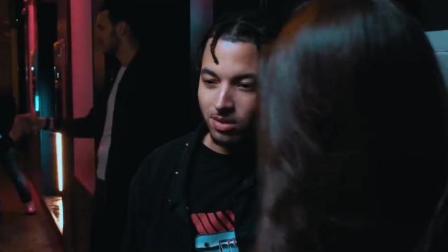 The t-Shirt Rewind worn by Theo Juice in the clip Viano Mister V | Spotern