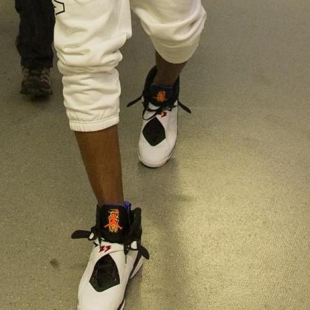 Les Air Jordan 8 de Jimmy Butler sur son compte Instagram | Spotern
