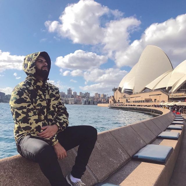 The hoodie Bape of the youtubeur Qias Omar on his Instagram | Spotern