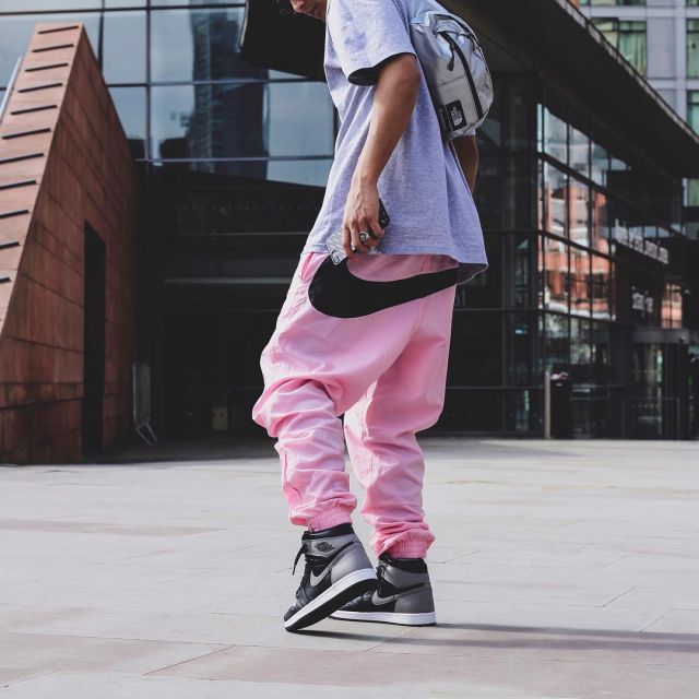 La sombra alta Jordan 1 Retro que luce el influencer John Melchico ...