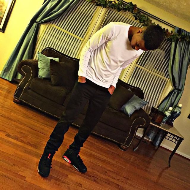 les Sneakers Air Jordan 6 Retro "infrared 2014" portées par Markelle ...