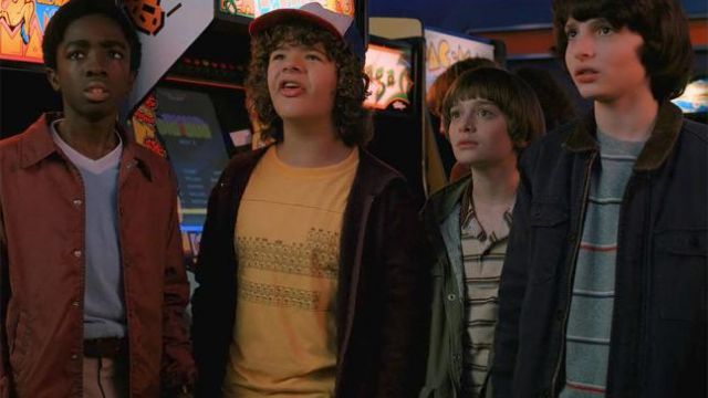 The t-shirt periodic table of elements yellow worn by Dustin Henderson ...