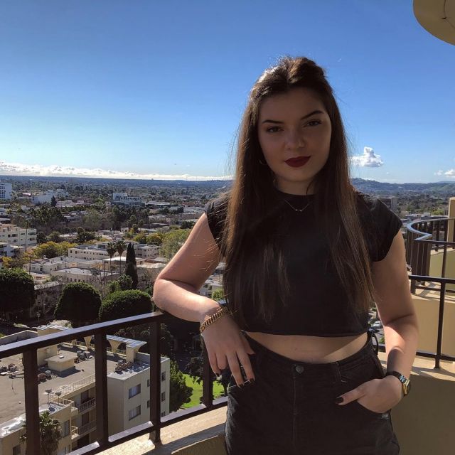 The crop top in black as worn by Clara Marz on his account instagram ...