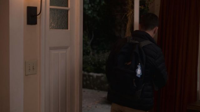 The backpack blue Jansport Sam Gardner (Keir Gilchrist) in Atypical ...