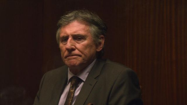 The costume of Porter Milgrim (Gabriel Byrne) in Maniac (S01E01) | Spotern
