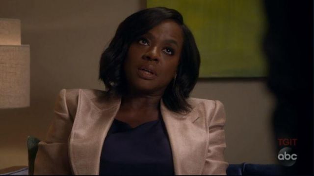 Tom Ford Pink Blazer usado por Annalise Keating (Viola Davis) como se ...