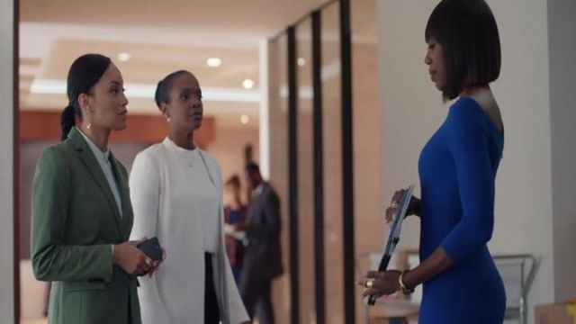 Asymmetric stretch crepe dress of Molly Carter (Yvonne Orji) in ...