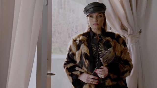 The cap and the leather worn by Dominique Deveraux (Michael Michele) in ...