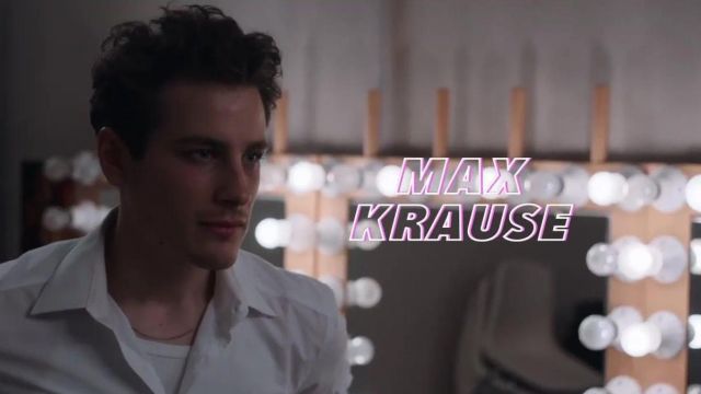 Camisa blanca de manga larga de Jonas (Max Krause) en Golden Twenties ...