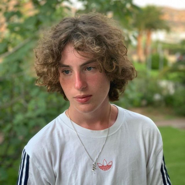 Le t-shirt adidas blanc de Jules Porier sur son compte Instagram ...
