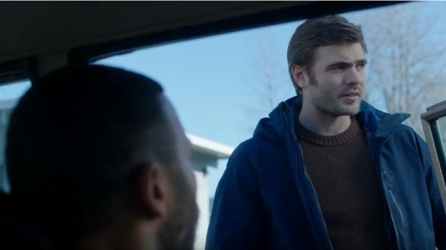 Textured-knit Sweater in Brown worn by Ben Pow­nall (Alex Roe) in Siren ...