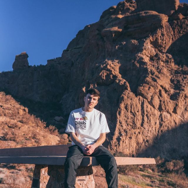 The t-shirt Louis vuitton worn by Harrison Nevel on his account ...