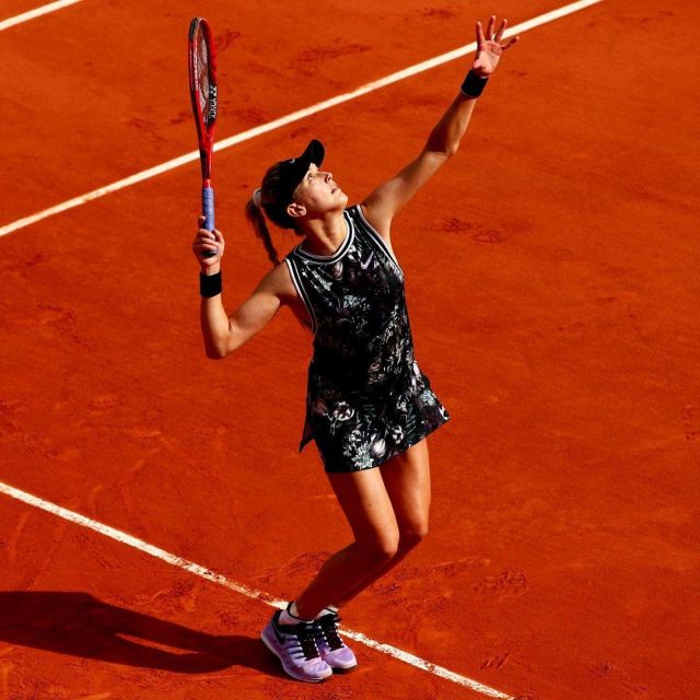 The tennis Shoes NikeCourt Air Zoom Vapor X of Eugenie Bouchard on the ...