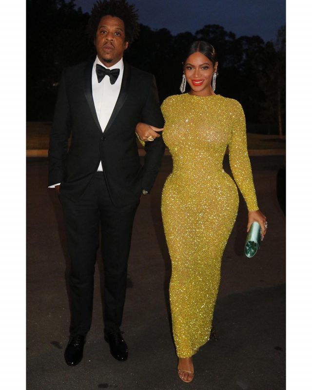 René caovilla cleo crystal embellished satin sandals worn by Beyoncé ...