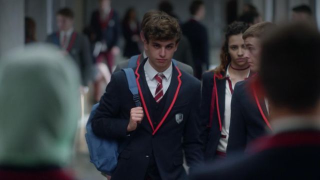 The blazer uniform of high school students in Elite (S01) | Spotern
