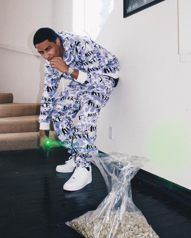 Las zapatillas Nike Air Force One de Comethazine en su cuenta de ...