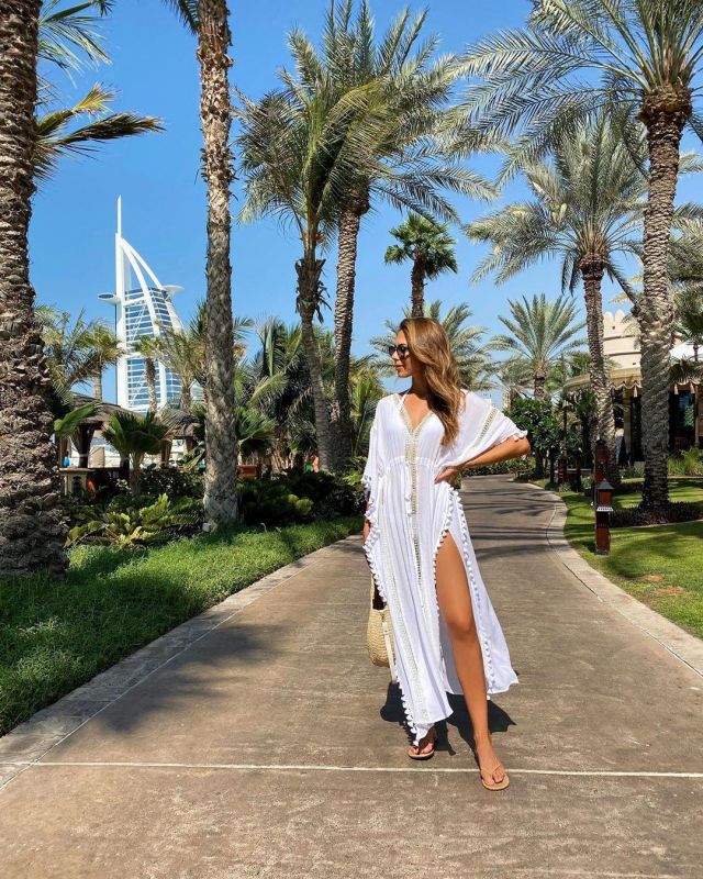 The sunglasses worn by Annie Jaffrey on the account Instagram of ...