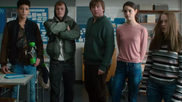 Bolsa de plátano negro de Rahim Hadad (Mohamed Issa) en We, The Wave ...