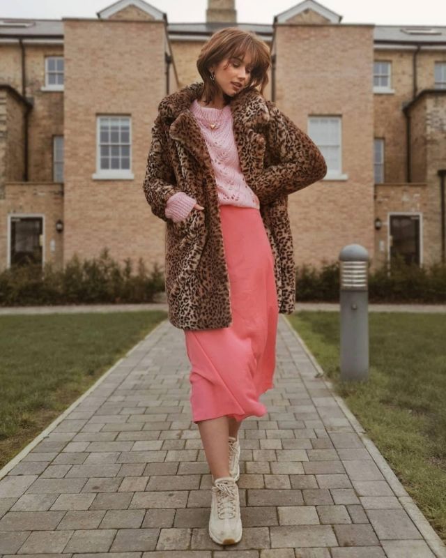 Pink Satin Mi­di Skirt of Abi Milner on the Instagram account @abigail ...