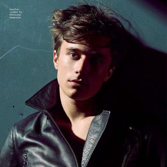 Manteau en cuir de Axel Auriant sur le compte Instagram de @axelauriant ...