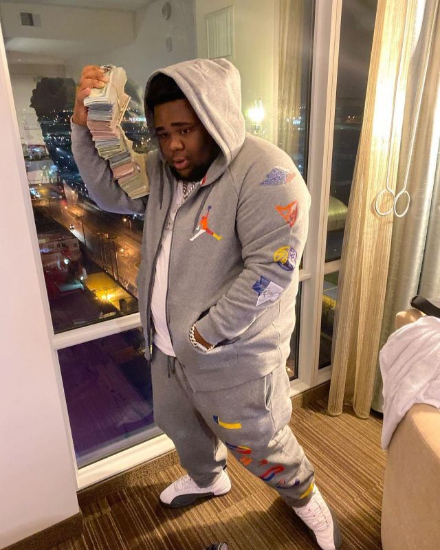 Hoody and full-zip Jordan Jumpman Rivals Rod Wave account on the ...