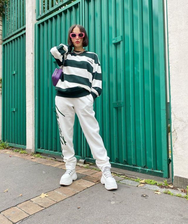 Sweatshirt oversize porté par barabara sur le compte Instagram de @asos ...