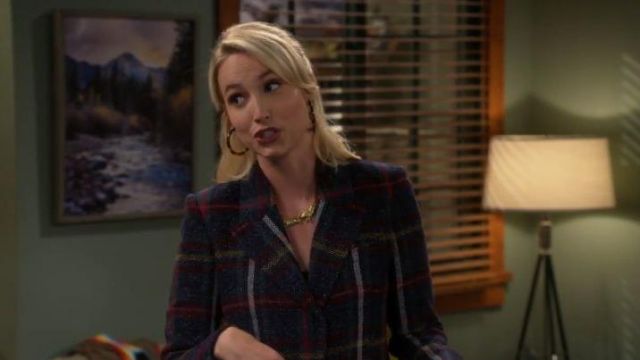 Checked Blazer worn by Mandy Baxter (Molly McCook) in Last Man Standing ...