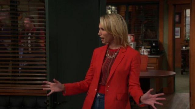 Red Linen Blazer worn by Mandy Baxter (Molly McCook) in Last Man ...